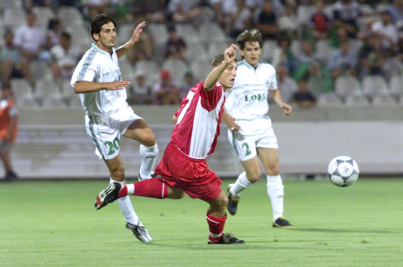 Πορεία στην Ευρώπη | Ερυθρός Αστέρας 2001